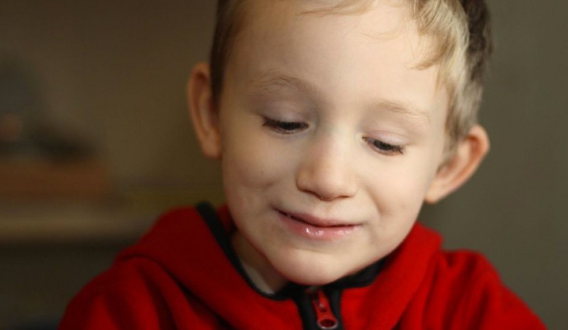 Comprendre en 2 minutes : le trouble du spectre de l'autisme (TSA ...